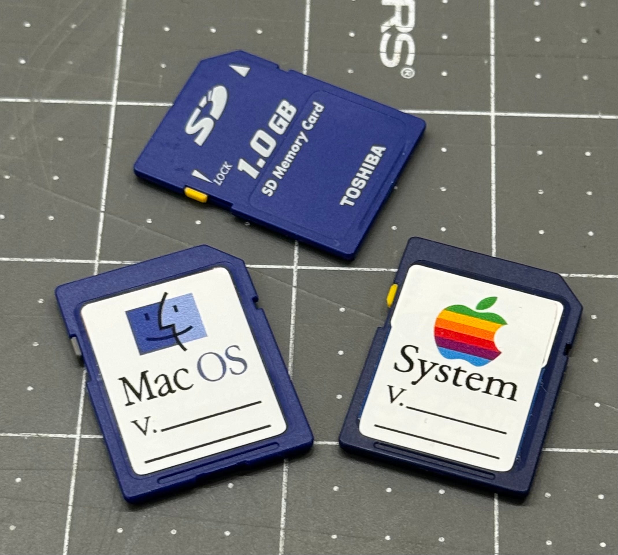 Apple Mac OS SD Card Label Sticker - White – Geekenspiel