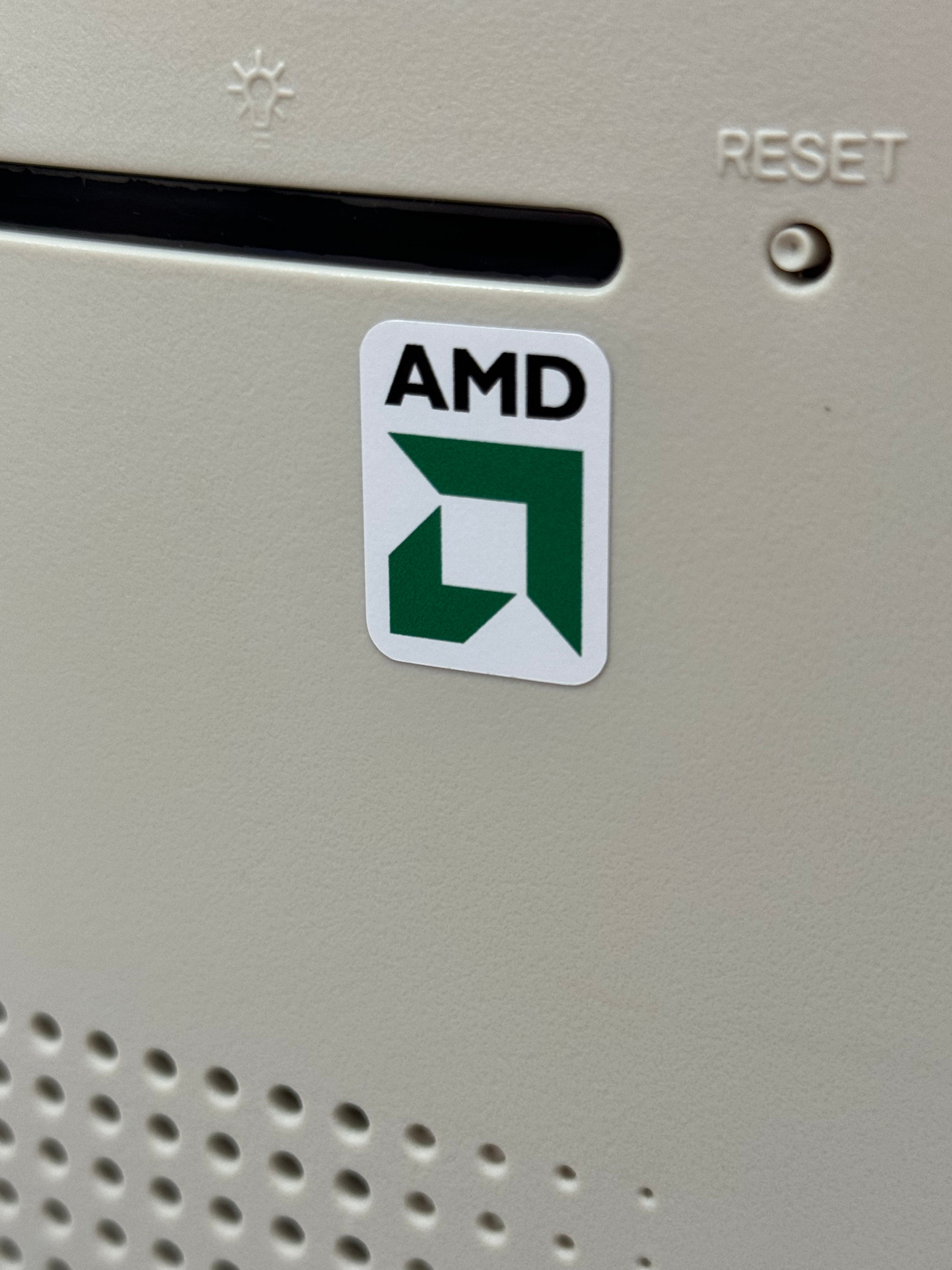 AMD Logo Case Badge Sticker - White – Geekenspiel
