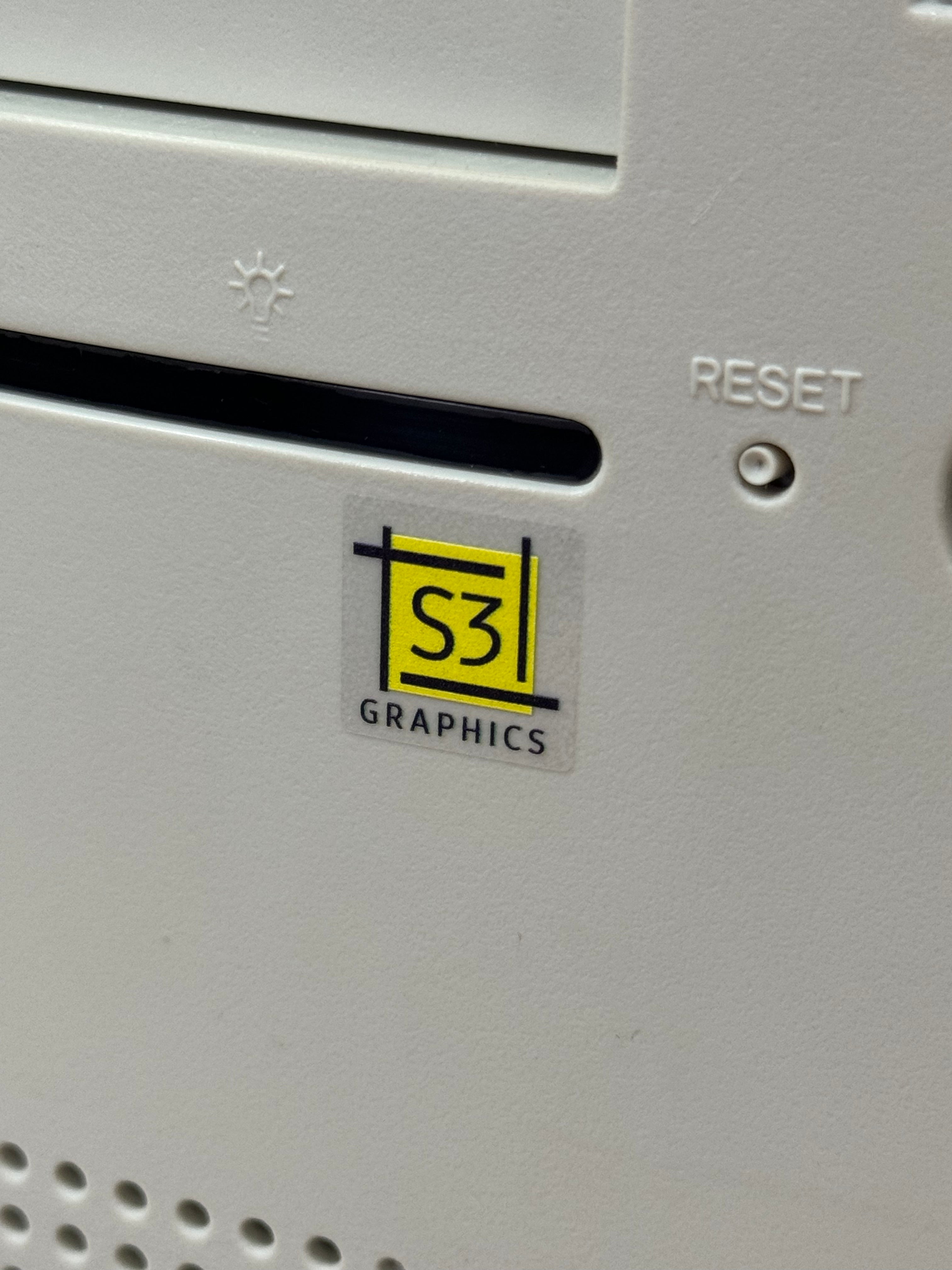 S3 Graphics Case Badge Sticker - Clear – Geekenspiel