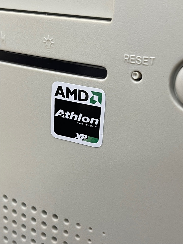 AMD Athlon XP Case Badge Sticker - White SQ – Geekenspiel